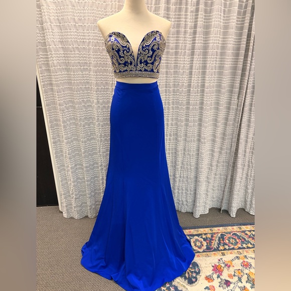 Splash | Dresses | Splash Royal Blue Twopiece Prom Dress | Poshmark